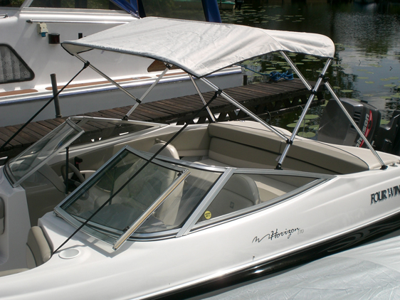 Bootszubehoer Maier - Bimini Tops Kundenbilder